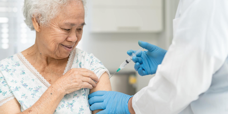 Cofepris - New influenza vaccine for seniors